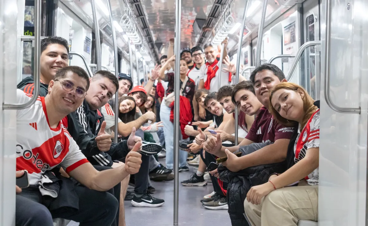River vs Gimnasia: hasta qué hora anda la Línea D de subte después del ...
